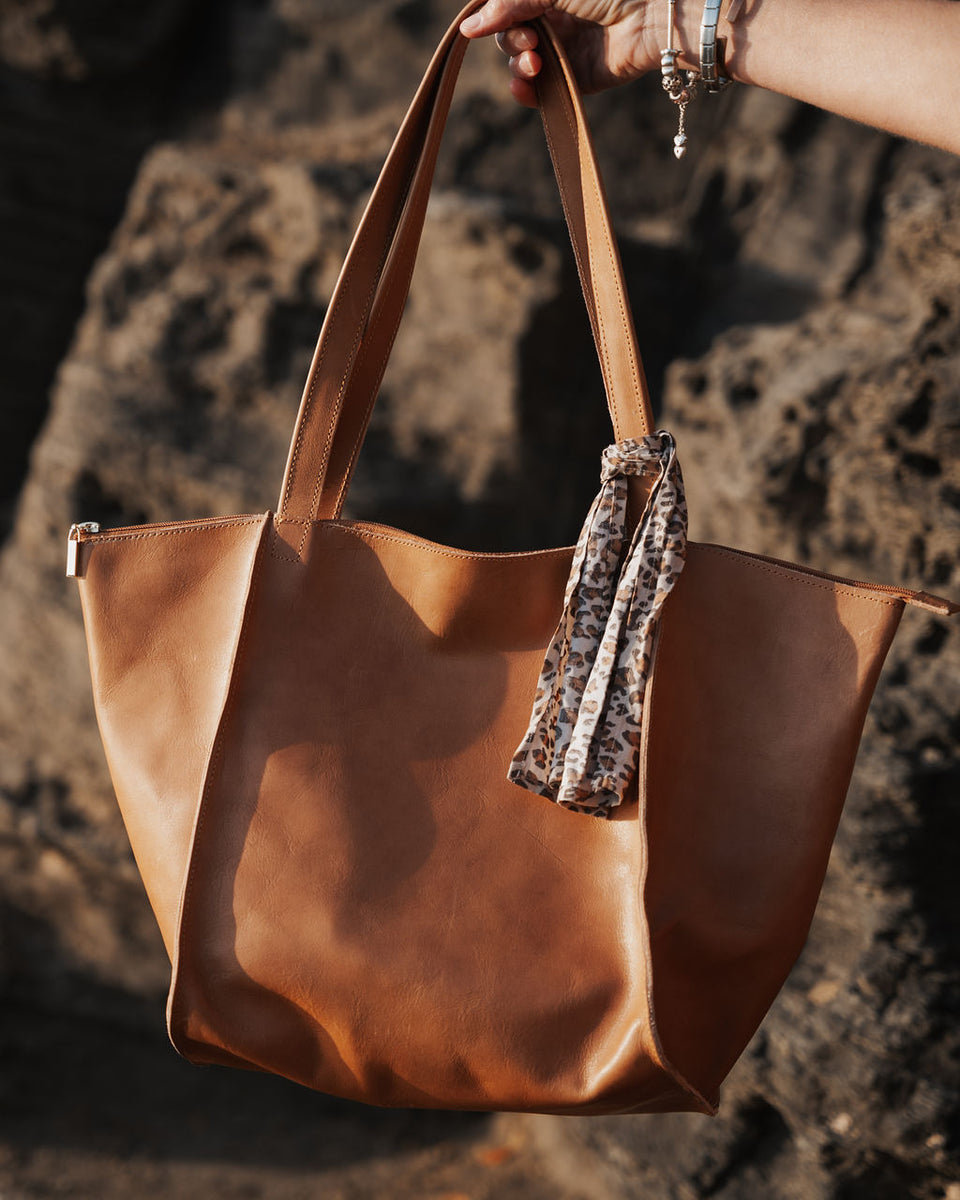 Greta Leather Bag – Lula Clothing ZA